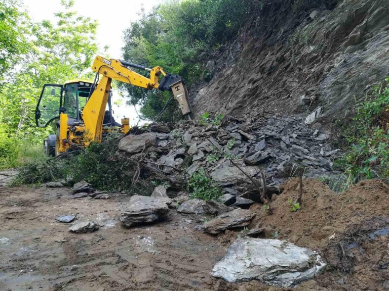 Συνεχίζονται οι παρεμβάσεις συντήρησης αγροτικών οδών στον Δήμο Λαγκαδά