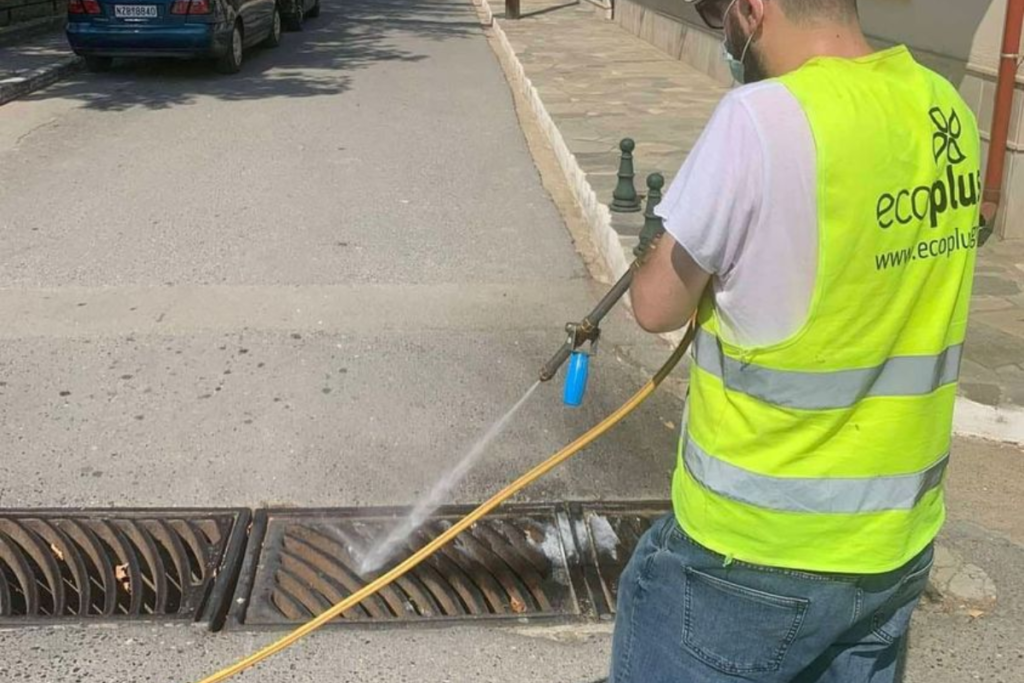 Συνεχίζονται οι ψεκασμοί για την καταπολέμηση των κουνουπιών που ...