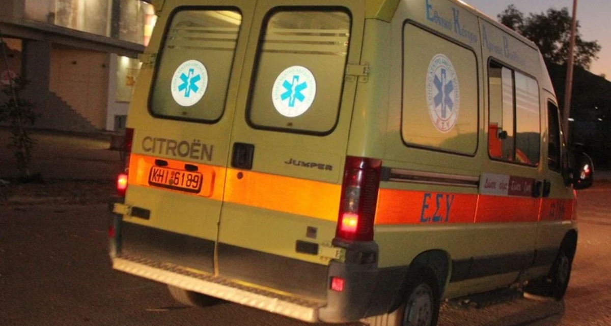 Ασθενής επιτέθηκε στο πλήρωμα του ΕΚΑΒ γιατί το ασθενοφόρο δεν πήγαινε ...