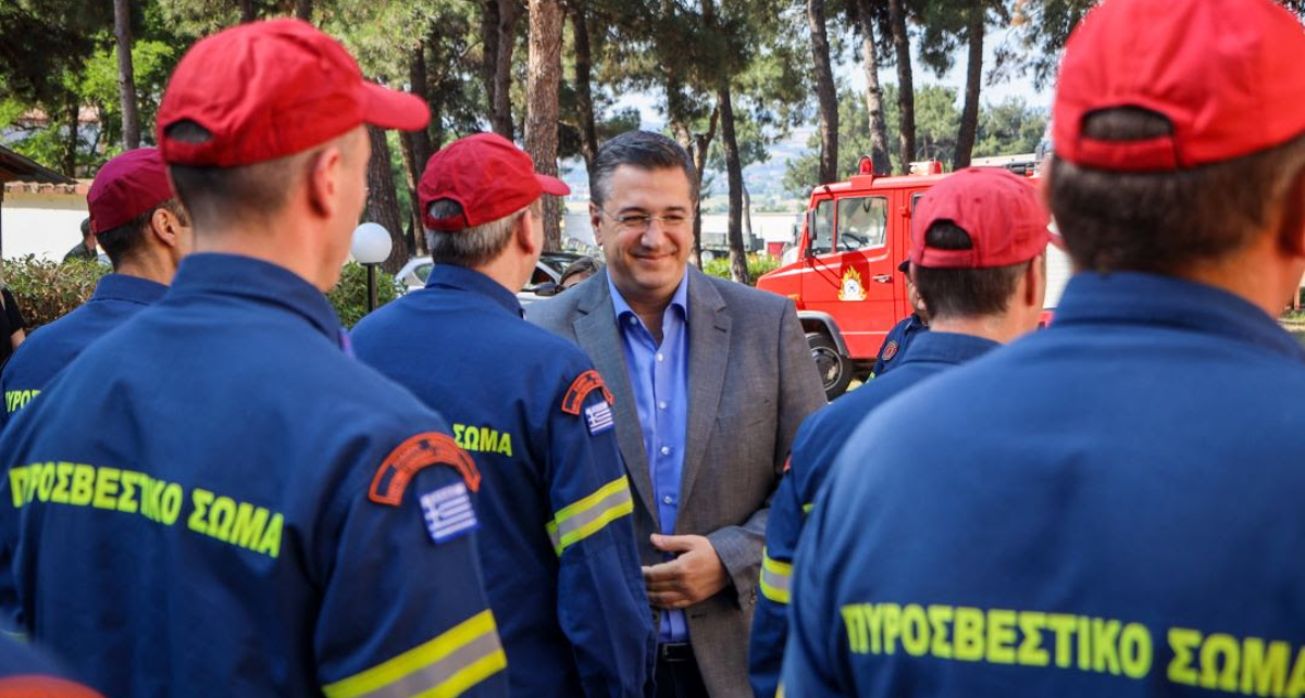 παρέδωσε εξοπλισμό στη 2η ΕΜΑΚ και την Πυροσβεστική Υπηρεσία η ΠΚΜ