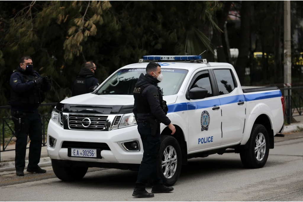 Θεσσαλονίκη: 26χρονη έβαλε τέσσερα άτομα να απαγάγουν τον πρώην ...